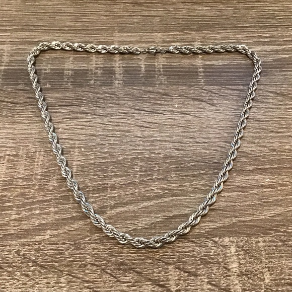 Jewelry | Vintage Silver Tone Rope Chain Necklace 18 Long X 316 Long ...